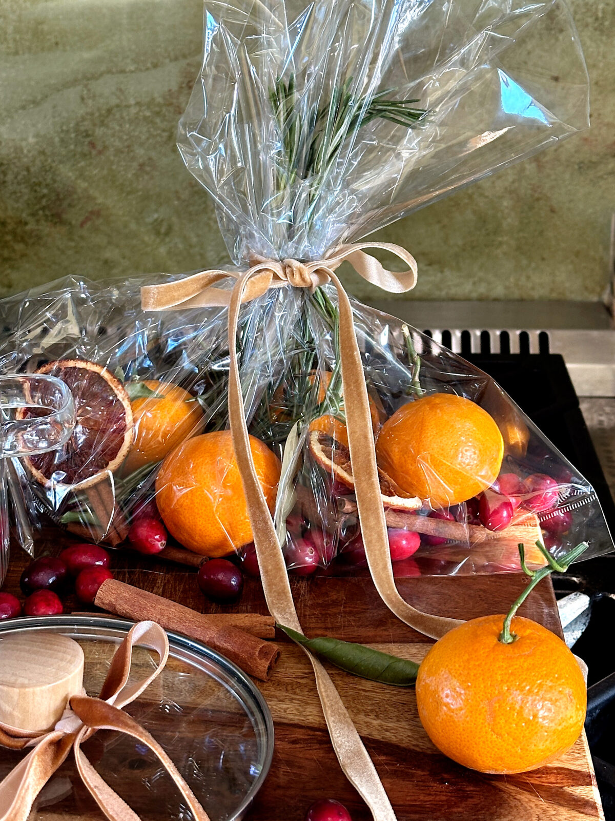 Simmer Pot Recipe! | Anna Mae Groves